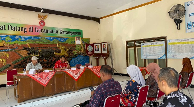 Website - Kecamatan Karanganom